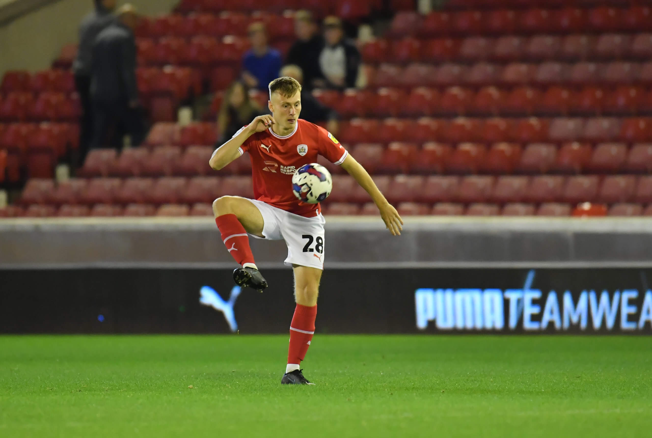 Bradford (Park Avenue) AFC News - Avenue sign Lancaster on Loan